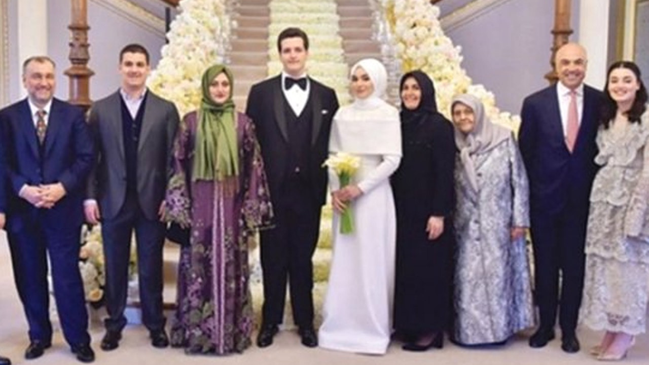 Murat Ülker'in oğlu ile Fettah Tamince'nin kızı dünya evine girdi ...