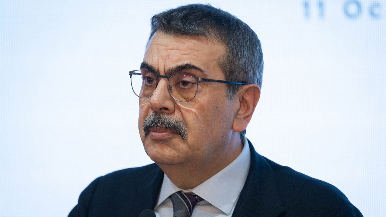 Bakan Tekin, "Karnelerden Atatürk kaldırıldı" iddiasına yanıt verdi ...